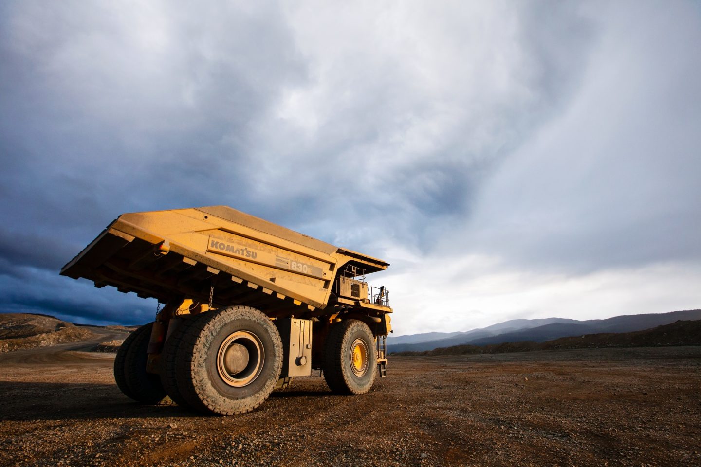 Michelin Unveils XDR3 Earthmover Tyre - Brand Times